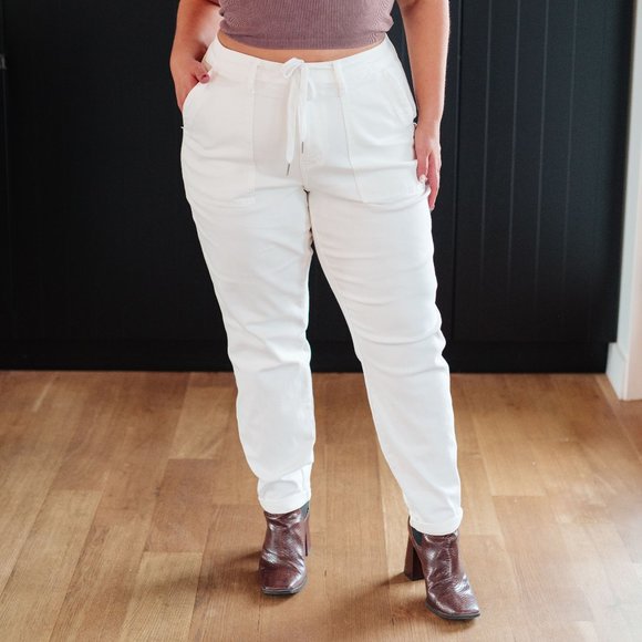 Judy Blue | Jeans | Charlene High Rise Contrast Thread Jogger In Ecru ...